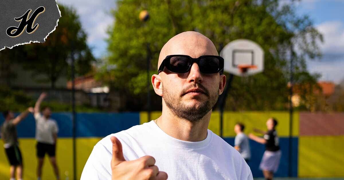 RECENZE: Michajlov točí furt to stejný. Dominuje tak brněnskému rapu ...