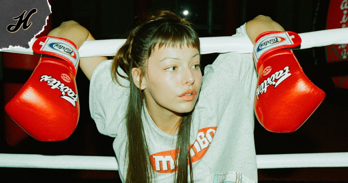 GLOSA: Slovenka Sara Rikas boří české trendy. Takový hlas tu chyběl ...